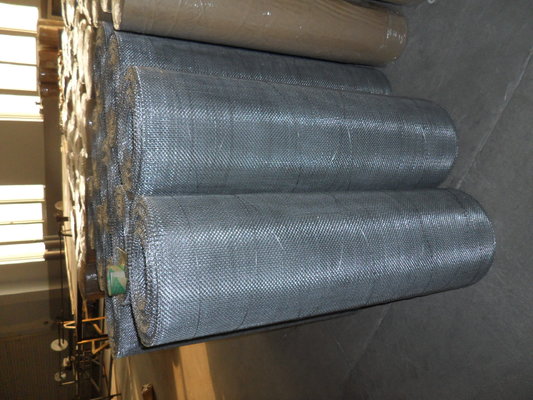 Custom Construction Hot - Dipped Galvanized Square Wire Mesh 4-30 Mesh supplier