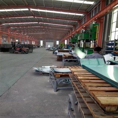 Trade assurance new innovation building material stone chips coated metal roof tile/flat roof cost