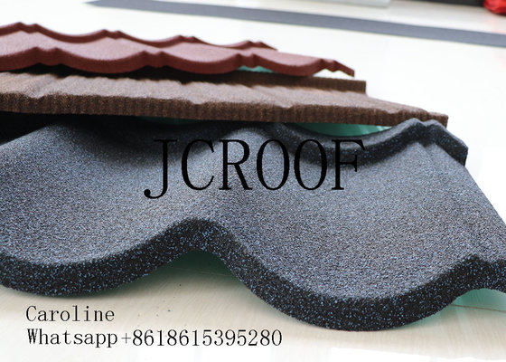 Heat Resistance Stone Coated Roofing Tiles 0.5mm Thickness 50 Years Guarantee