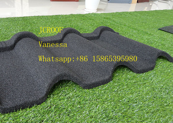 Stone Coated Metal Roofing Tile Installed size 1250*370mm 0.45mm Thickness Makuti Grained