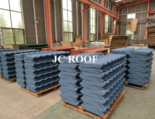 Customized Stone Coated Roofing Sheet , Colorful Stone Chip Coated Metal Roof Tiles