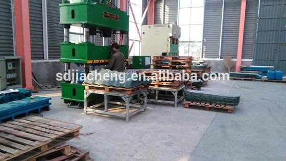 Coffee Brown Color 0.4 mm Stone Coated Steel Roofing Sheet sizes , 1340 x 420 mm Metal Roofing Tiles