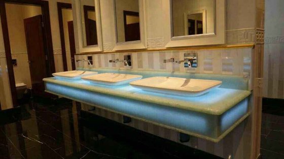 Grueso brillante de las encimeras 20mm/30m m de la piedra del jade del borde plano para el cuarto de baño