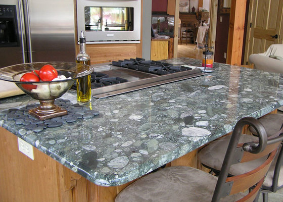 Glatte kundenspezifische Granit Luxuscountertops verlegen/Stein-Küche Worktops