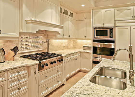 Montary Natural Granite Countertops  Island  / Black Kitchen Worktops