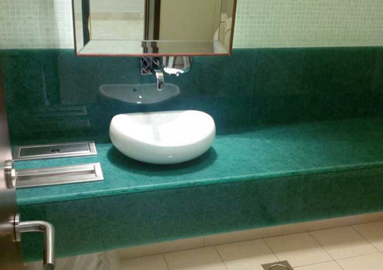 Las encimeras de piedra de pulido del solo jade del fregadero para el lavabo facilitaron el borde