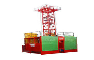 Single And Double Cage Construction Material Hoist SS100 With Lifting Speed 23.5 m / min