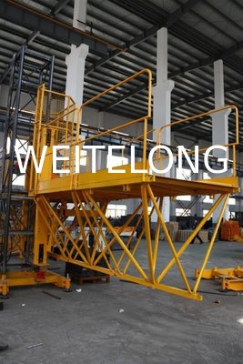 8m Length Mast Climbing Work Platforms 2000kgs , Motor Power 5.5kw