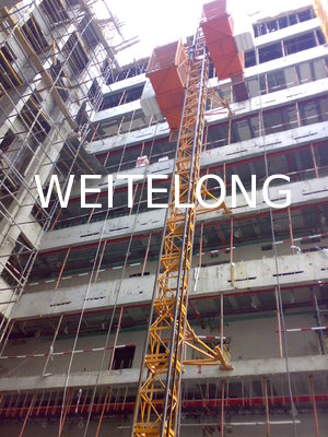 Custom Red Painted Safe Construction Material Hoists SC200 / 200 for Builder