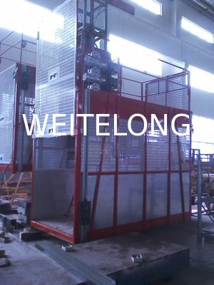 Passenger Goods Construction Hoist Elevator Double Cage SC200 / 200b