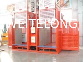 Red Construction Twin Cage Hoist Painted Mast For Mining Wells