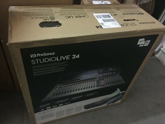 whatsapp us+2207790958  Soundcraft Ui16 16-Input Remote-Controlled Digital Mixer