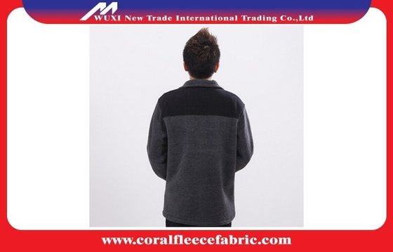 Lightweight Fleece Fabric Mens Outdoor Jackets with Zipper , Soft Mens Spring Jackets