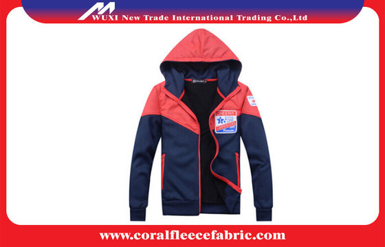 Hooded Mens Outdoor Jackets , Popular Skin Fit Man Fleece Coat For Winter or Autumn
