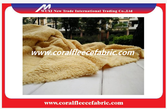 Lightweight Coral Fleece Lamb Stretch Wool Fabric / Wool Suit Fabric
