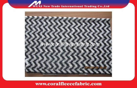 Beautiful Ripple Design Wool Jacquard Fabric With Black And White Color