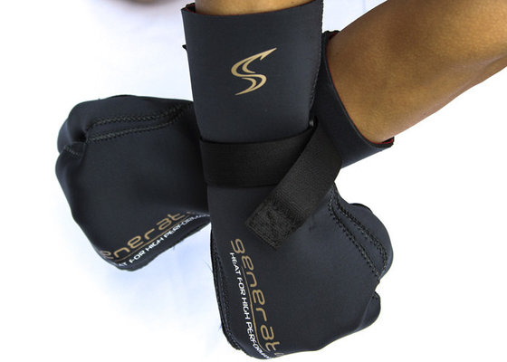 Simmer Style Underwater Diving Gear , 3mm Elastic Warm Keeping Glove