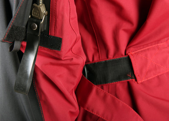 Dry Diving Suit / Scuba Diving Suits gears Warm protecting  for Surfing, Windsurfing