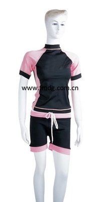 lycra rash guard