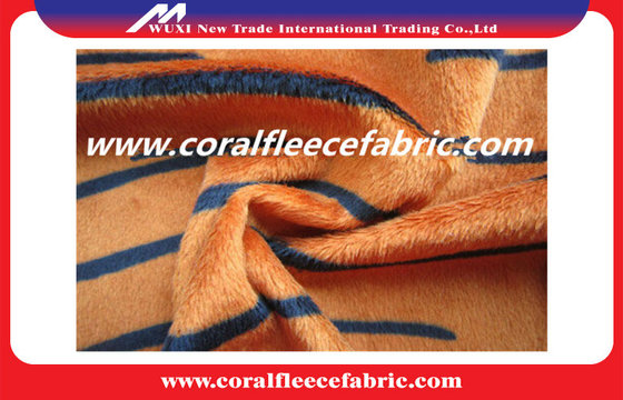 Embossed PV Plush Fabric for Toy and Blanket , Knitted Plush Fabric 180 ~ 350gsm