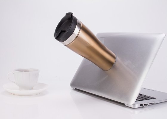 470ml Vacuum Insulated Smart Mug Spill Free Mug 304 Stainless Steel / Food - Grade PP