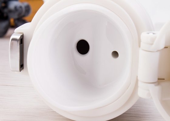 Pearl White Tip Proof Coffee Mug , Mighty Mug Desk Mug With Food Grade PP Lid