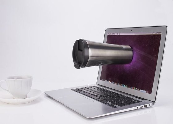 18/8 Double Wall Thermal Magic Suction Mug Anti - Tipping With Silicone Suction Bottom
