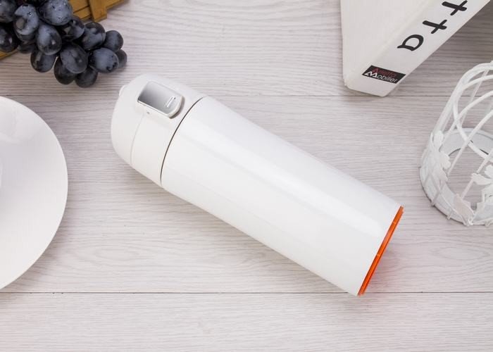 White Sturdy Suction Non Spillable Coffee Mug 470ml For Working And Daily Life