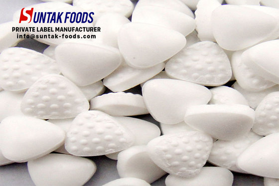 Sugar Free Two Layers Bulk Colorful Mint Candies For Resturant