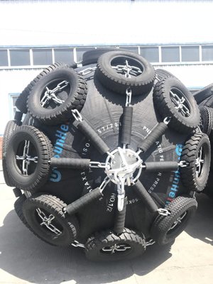 Boat Docking fender, Pneumatic Rubber  Fenders, rubber fenders marine for boats STS Operation
