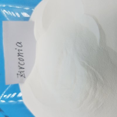 High Quality Monoclinic Fused Zirconium Oxide / Zirconia Dioxide / ZrO2 Powder Price