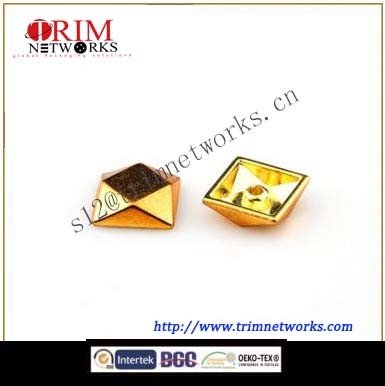 Alloy rivet 15.5MMX15MM HVB brass with gold square fashion metal button