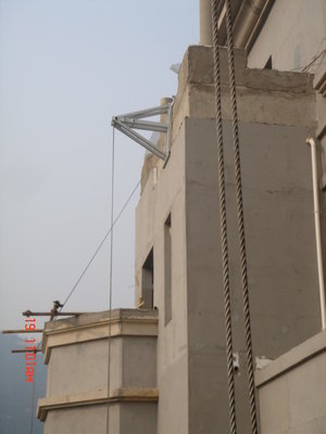 motorized lifting platform for  window cleaning equipment working at height to india