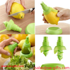 China Lemon watermelon Juice Sprayer Citrus Spray Hand Fruit Juicer Squeezer Reamer Kitchen Tool supplier