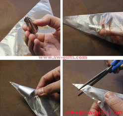 China Hot Free Shipping Disposable Pastry Bag Piping Cake Pastry Cupcake Decorating Bags Bakeware Cookie Cutter supplier