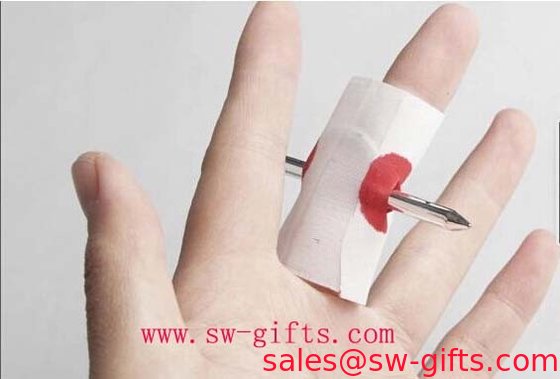 New gadgets something strange toy spoof wearing novelty gift ideas funny finger nails supplier