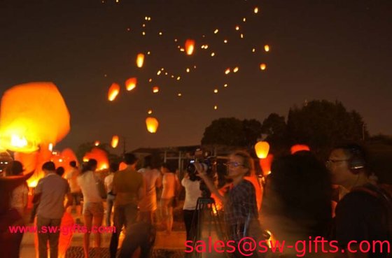 Sky Lanterns Easter Day Gifts Sky lanterns/Chinese Fly Lantern,Lover Gift,Party Gift supplier