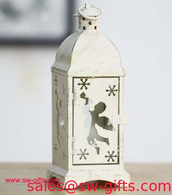 White Metal Lantern Christmas Decoration Designs Hurricane Lamp Nordic Candle Holder supplier