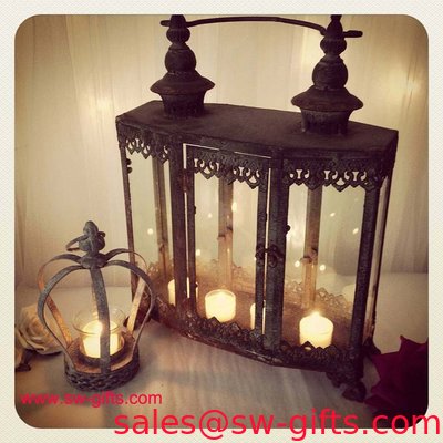 White Metal Lantern Christmas Decoration Designs Hurricane Lamp Nordic Candle Holder supplier