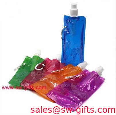 Portable Folding Water Bottle Bladder New Gifts Outdoor Sport Portable Folding Water Bag supplier
