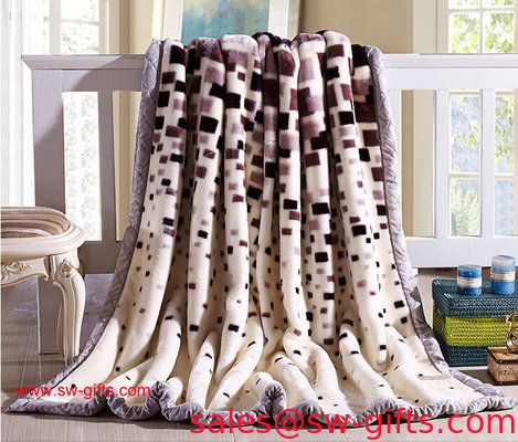 Blanket with flowers Grade A B Thicken Laschel Blankets Home Textile pink&beige blankets supplier