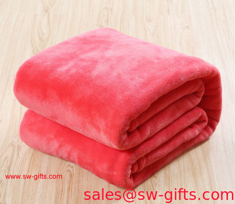 Flannel air/sofa/bedding Solid Color Blanket Throw and Double Faced Travel Flannel Blanket supplier