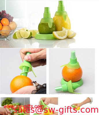 Lemon watermelon Juice Sprayer Citrus Spray Hand Fruit Juicer Squeezer Reamer Kitchen Tool supplier