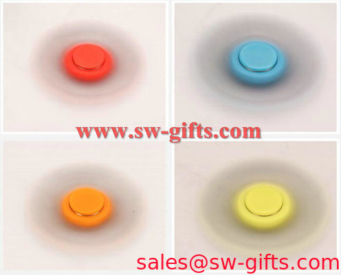 2017 popular toy hot fidget spinner, factory low price LED finger spinner, enough stock hand shinning spinner toys supplier