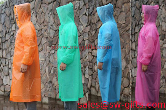 Transparent Raincoat Women Men Portable Outdoor Travel Rainwear Waterproof Disposable Camping Hooded Ponchos Plastic supplier