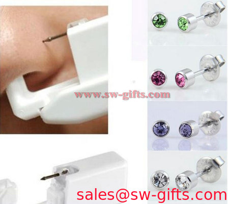 Women No Pain Ear Piercing Kit Disposable Safe Sterile Body Piercing Gun+Stainless Steel Stud+Alcohol Prep Pad supplier