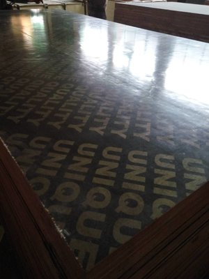 13,15,18,20mm Melamine Glue Poplar Core Film Faced Plywood