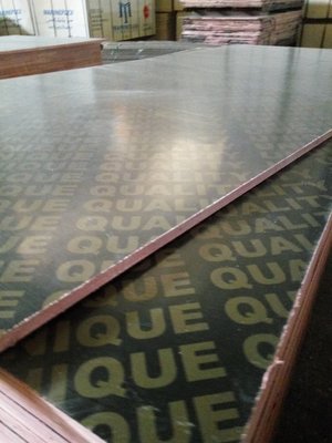 13,15,18,20mm Melamine Glue Poplar Core Film Faced Plywood