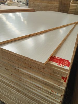 18mm Okoume/Melamine Face&back Block Board Furniture Grade