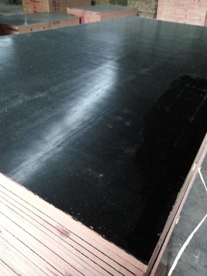 2018 China Manufacturer Top Quality Film Faced Plywood
